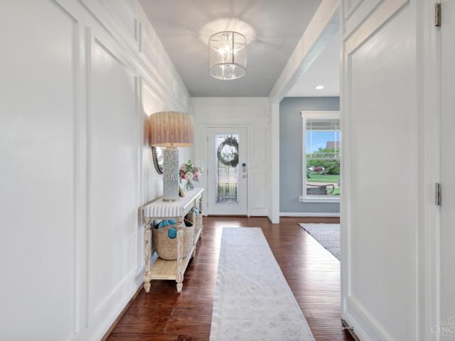 4966 Whispering Creek Ct