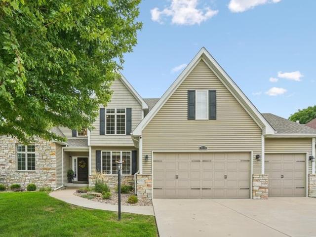 4969 Brittany Ct, Bettendorf, IA 52722