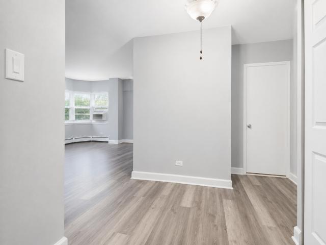 4960 N Marine Drive # 214