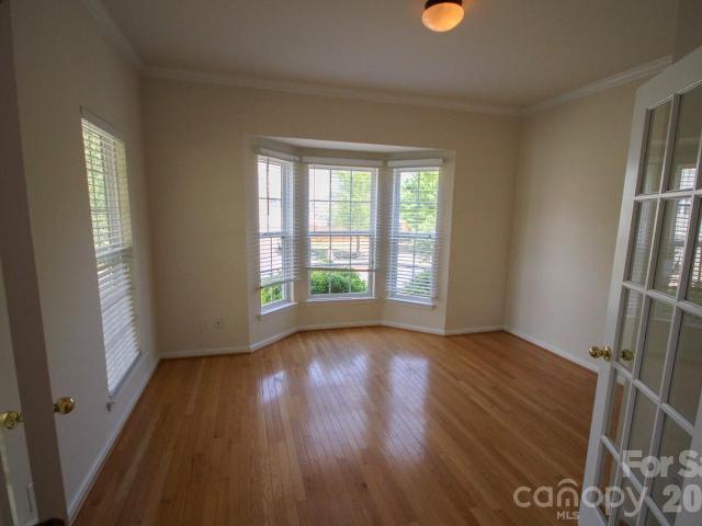 4960 Summerside Drive # 76