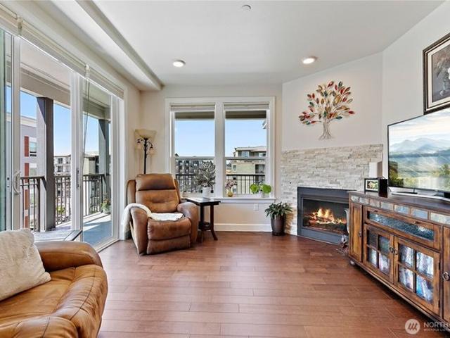 4961 Main St Apt 712, Tacoma, WA 98407