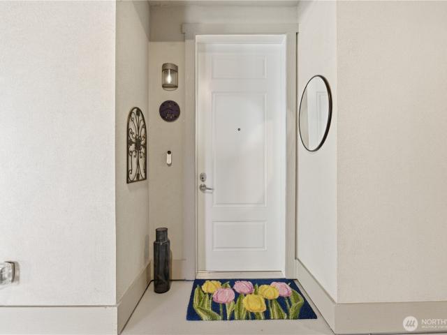 4961 Main St, Unit 810, Tacoma, WA 98407 | Compass