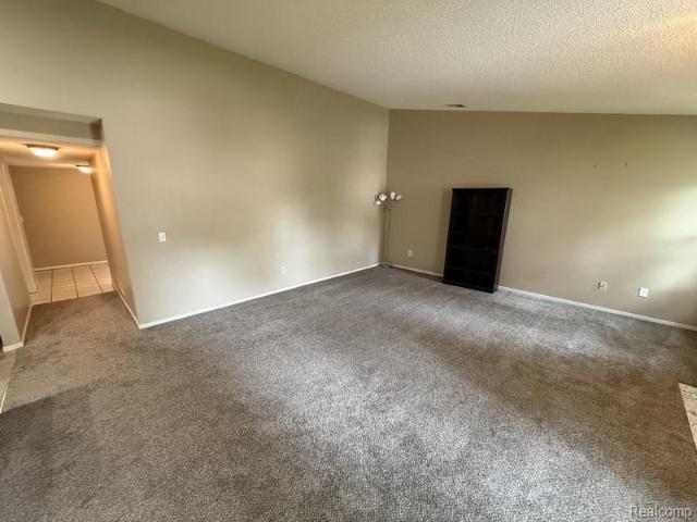 4962 oak hill drive # 75