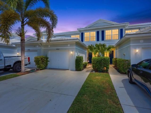 4962 Grinnell St, Lake Worth, FL 33463