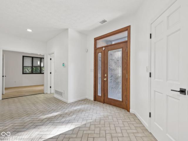 4963 Fieldstone Trail
