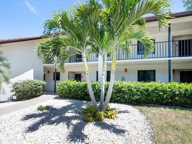 4963 Pepper Cir #D105, Naples, FL 34113