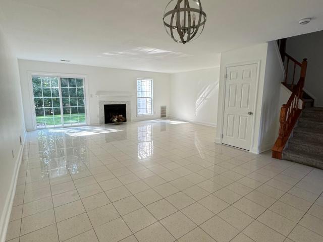 496 Cottonwood Court