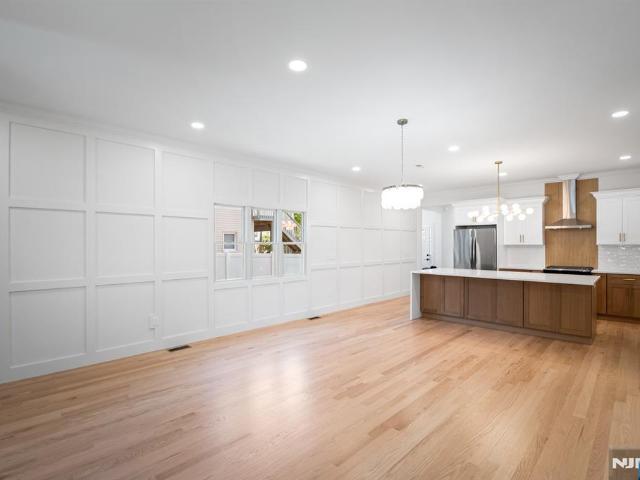 496 Central Avenue