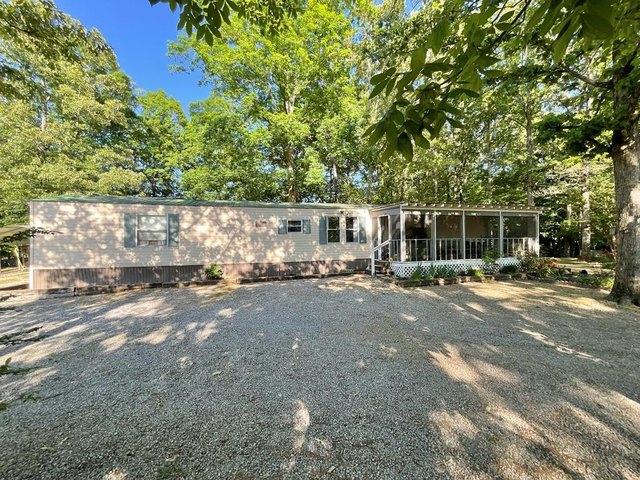 496 Cherokee Dr, Chatsworth, GA 30705