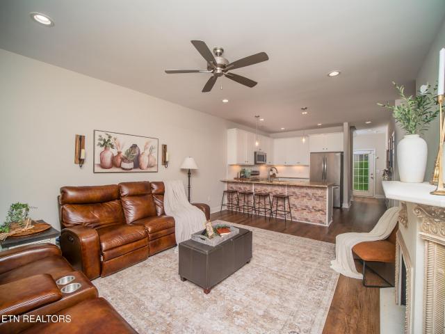 496 Jacksonian Way