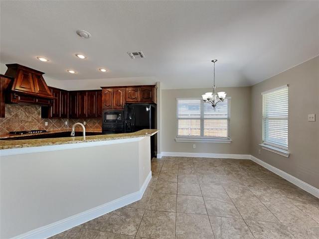 496 Oak Hills Lane