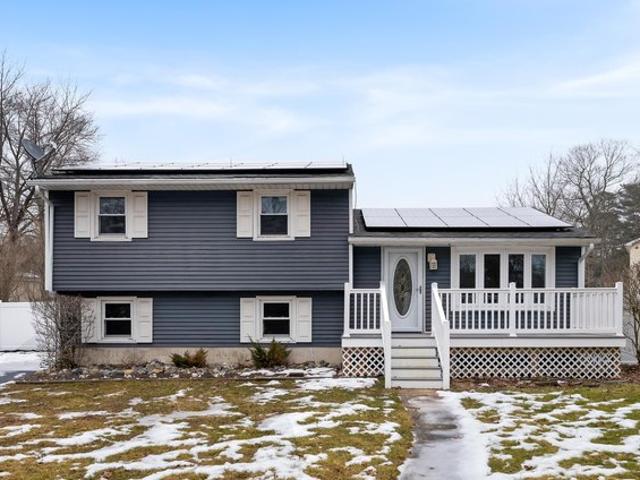 496 S Holly Ave, Galloway, NJ 08205