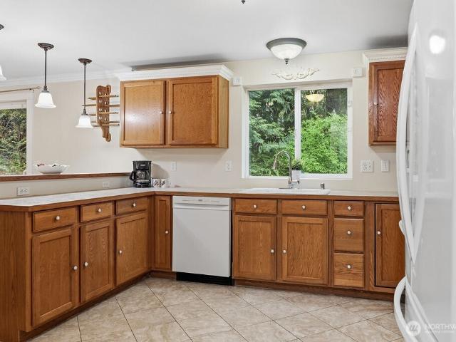 496 Pleasant Drive