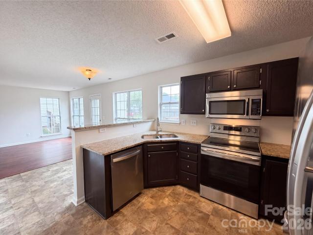 4975 Bentridge Dr NW, Concord, NC 28027 | MLS #4376