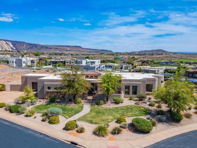 4976 N Mesquite Dr, Saint George, UT 84770