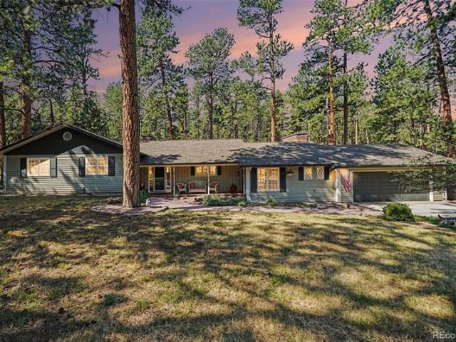 4976 Red Rock Dr, Larkspur, CO 80118