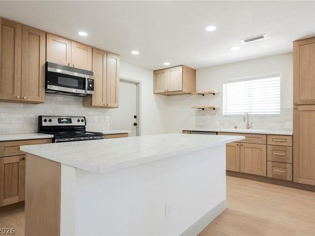 4976 W Lake Mead Blvd, Las Vegas, NV 89108