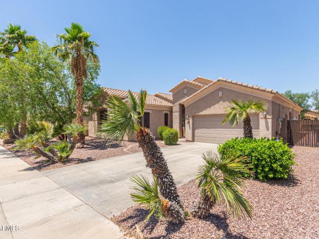 4978 e karsten drive