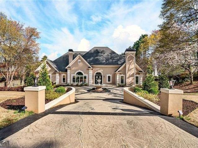 4979 Long Island Dr NW, Atlanta, GA 30327