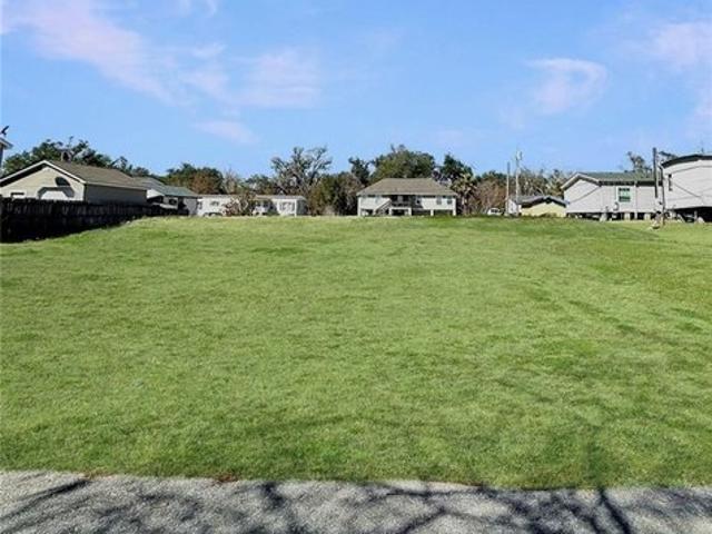 4970 Evelyn Dr Lot 10, Lafitte, LA 70067