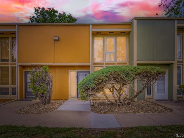 4970 Homestead Place # 19