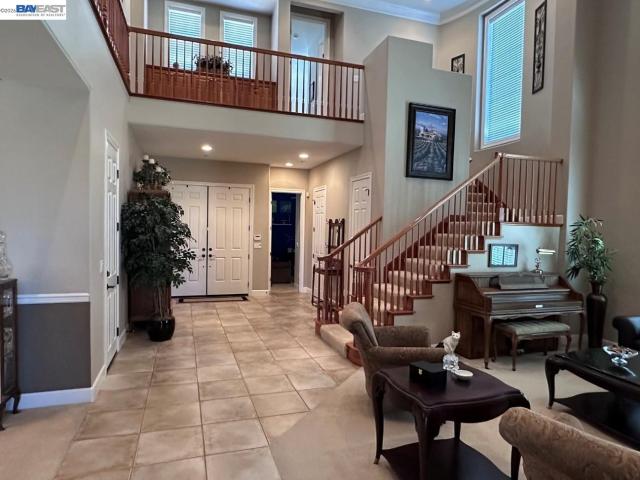 4972 grayhawk ct