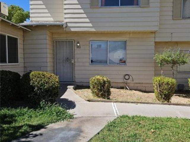 4972 Larkspur St, Las Vegas, NV 89120