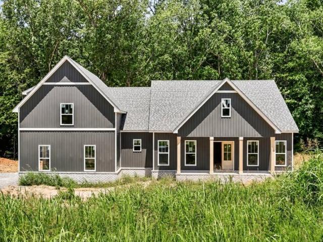 4973 Hunter Rd, Southside, TN 37171