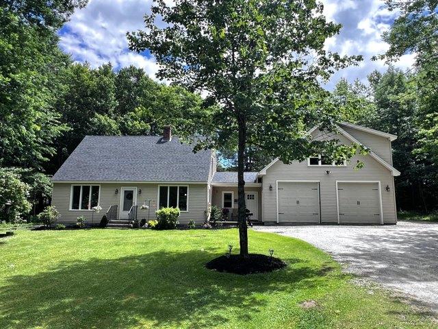 497 Allen Rd, Pownal, ME 04069
