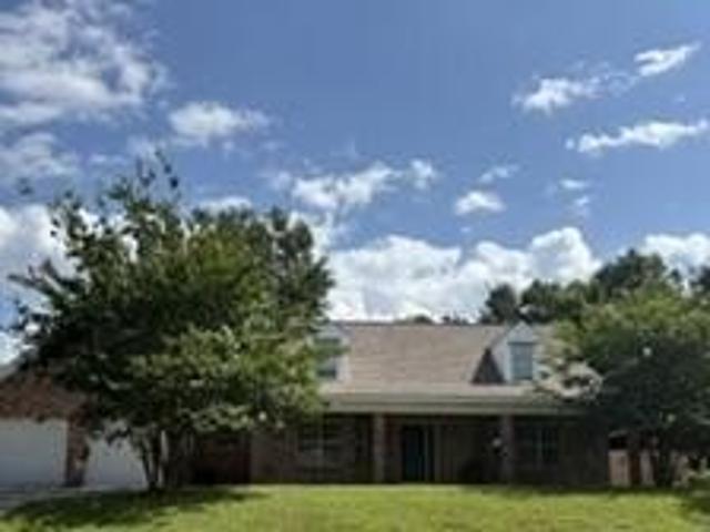 497 Dan M Russell Dr, Bay Saint Louis, MS 39520