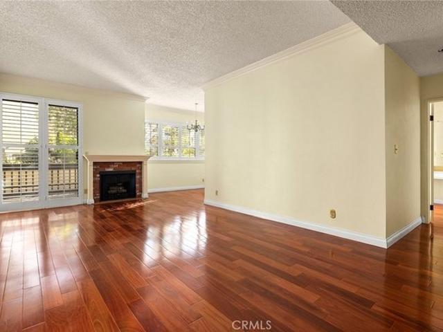 497 E California Blvd Apt 119, Pasadena, CA 91106