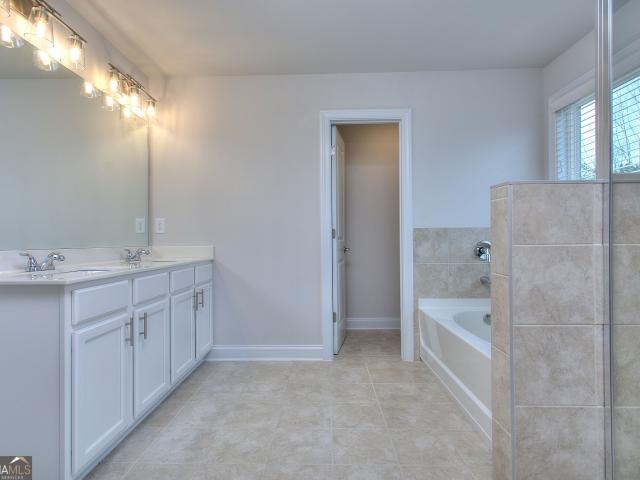 497 Lawson Dr, Unit 27, Mansfield, GA 30055 | MLS #10649