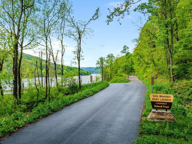 497 Lakeview Drive