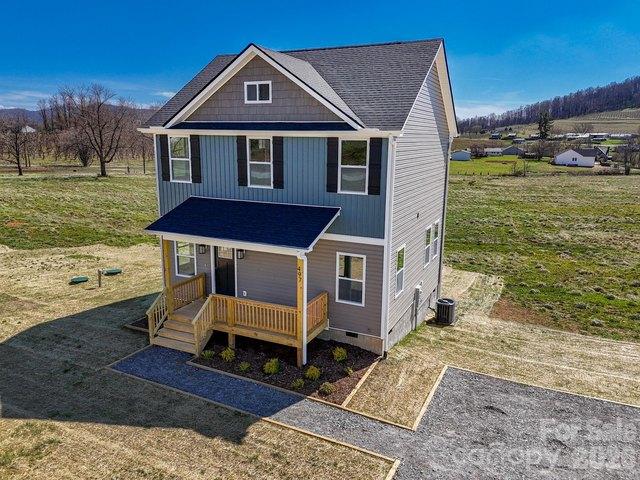 497 Waters Rd, Hendersonville, NC 28792