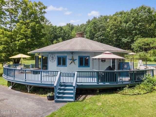 497 Turnpike Rd, Buskirk, NY 12028