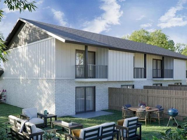 4985 Catalina Cir Apt 3, Pensacola, FL 32506