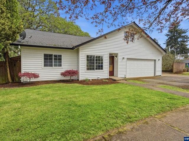 4986 Chan St S, Salem, OR 97306