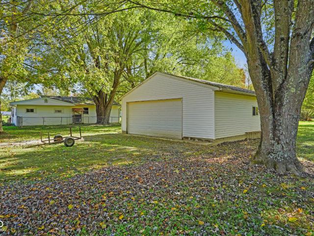 4987 Aqua Isle Road