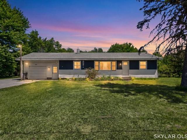 4988 S Brooks Rd, Fruitport, MI 49415