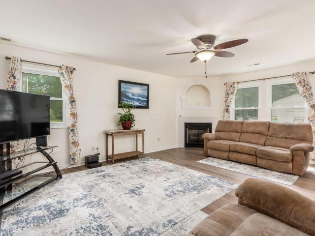 4980 Fosterson Drive