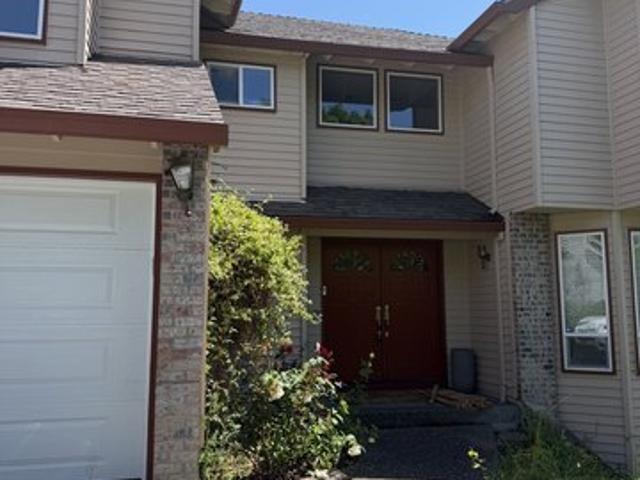 4981 Hampton Ct, Lake Oswego, OR 97035