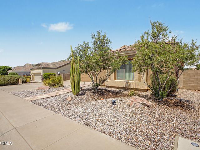 4982 e la costa drive