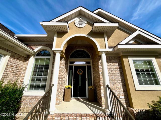 498 Carlton Court SW