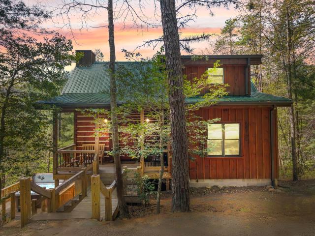 498 Lakeside Drive