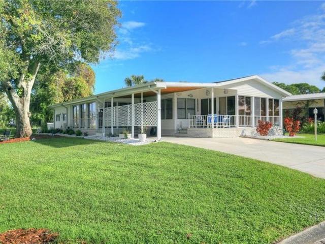 498 Marlin Cir, Barefoot Bay, FL 32976