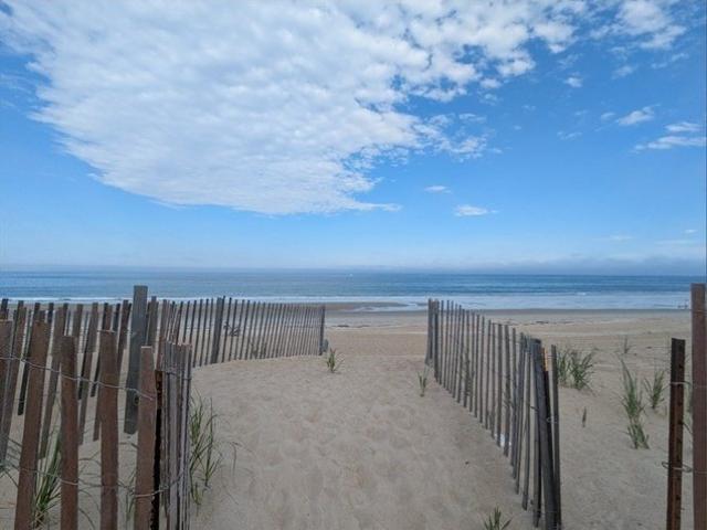 498 North End Blvd Unit 1, Salisbury, MA 01952