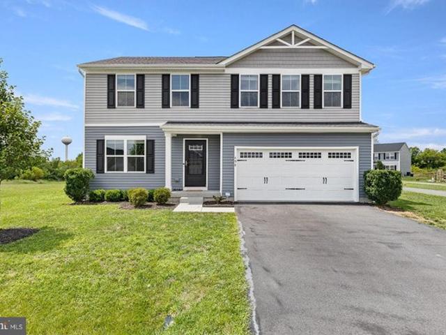 498 Switchgrass Ct, Bunker Hill, WV 25413