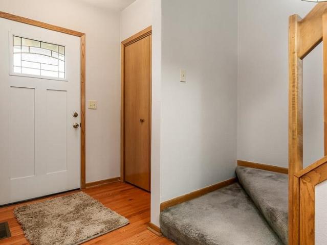 4996 Zenith Parkway