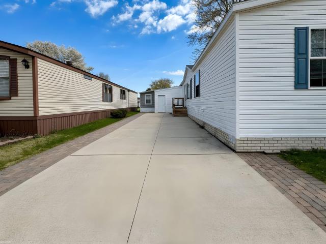 49982 Pennbrook Court