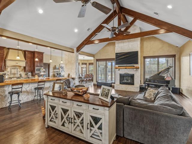 4999 Pin Oak Road